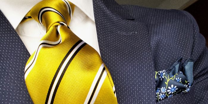 Should Your Pocket Square Match Your Necktie?