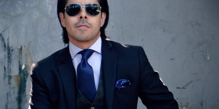 Should Your Pocket Square Match Your Necktie?